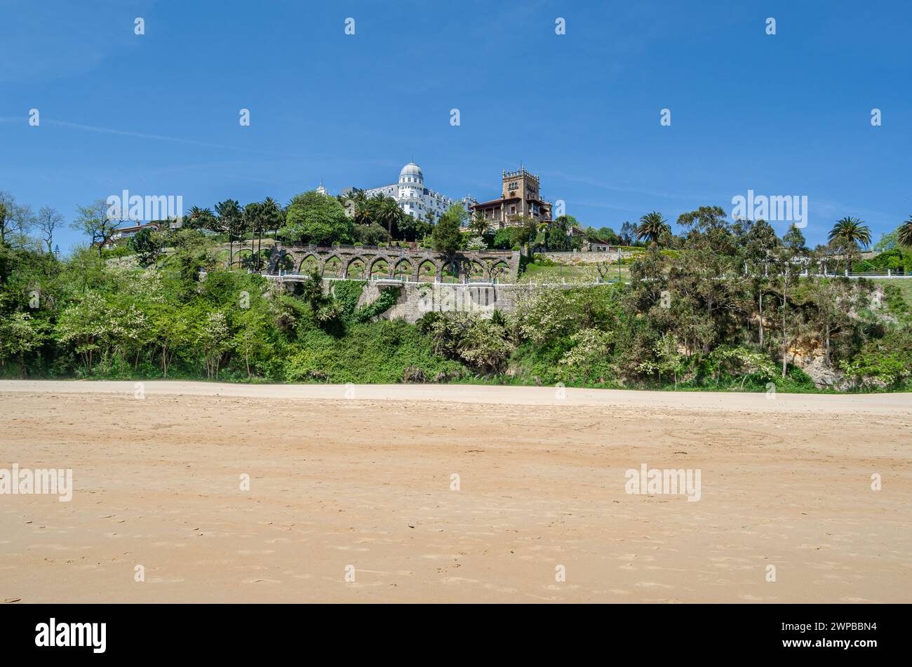 Royal palace of botin hi-res stock photography and images - Alamy