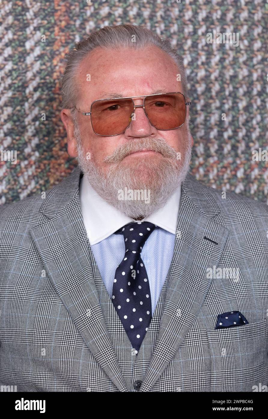 Ray winstone 2024 hi-res stock photography and images - Alamy