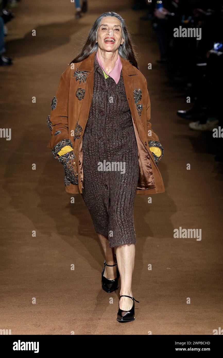 Paris, Frankreich. 05th Mar, 2024. Angela Molina at MIU MIU Fall/Winter ...