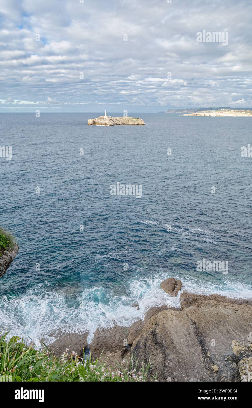 Island off santander hi-res stock photography and images - Alamy