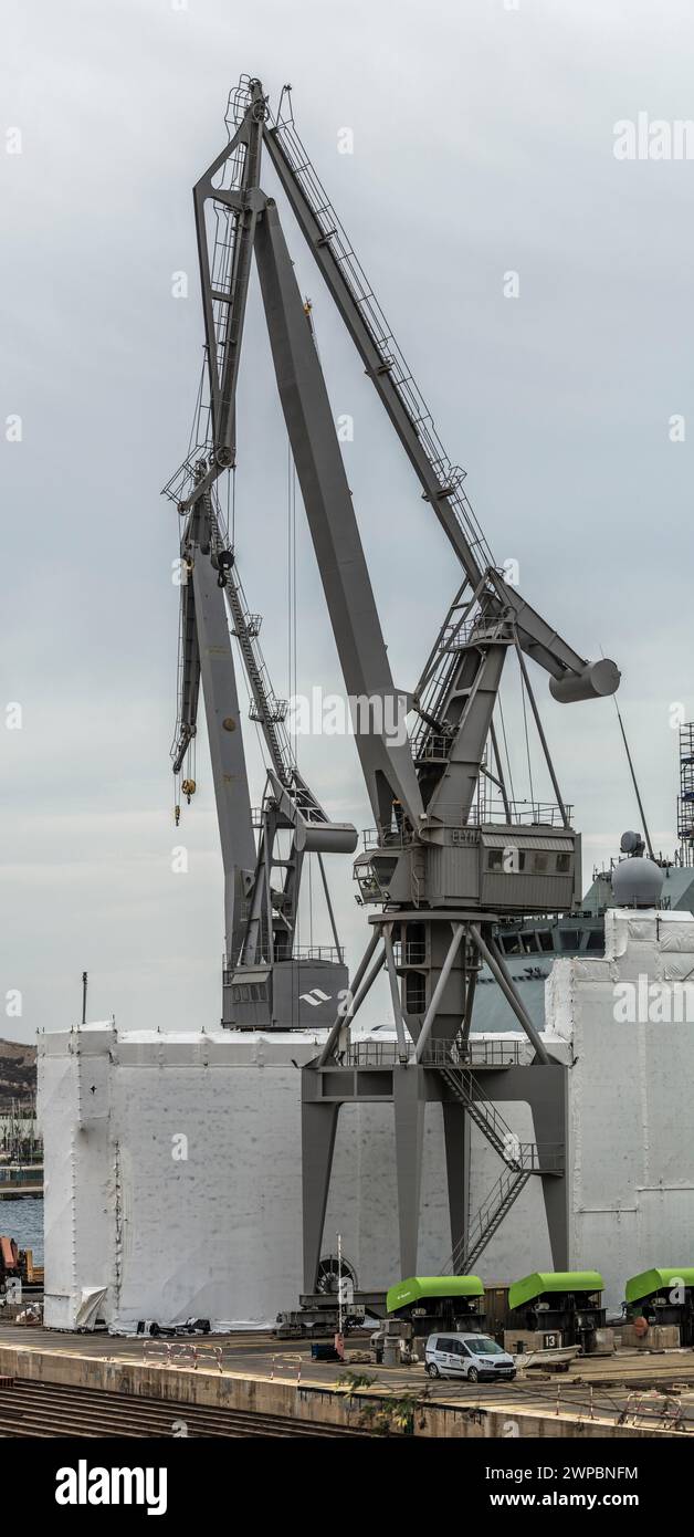 Stork cranes for the construction and repair of ships, frigates ...