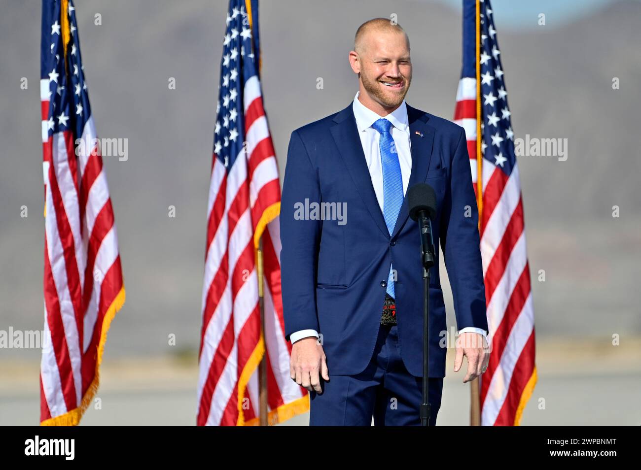 Pro wrestler hi-res stock photography and images - Alamy