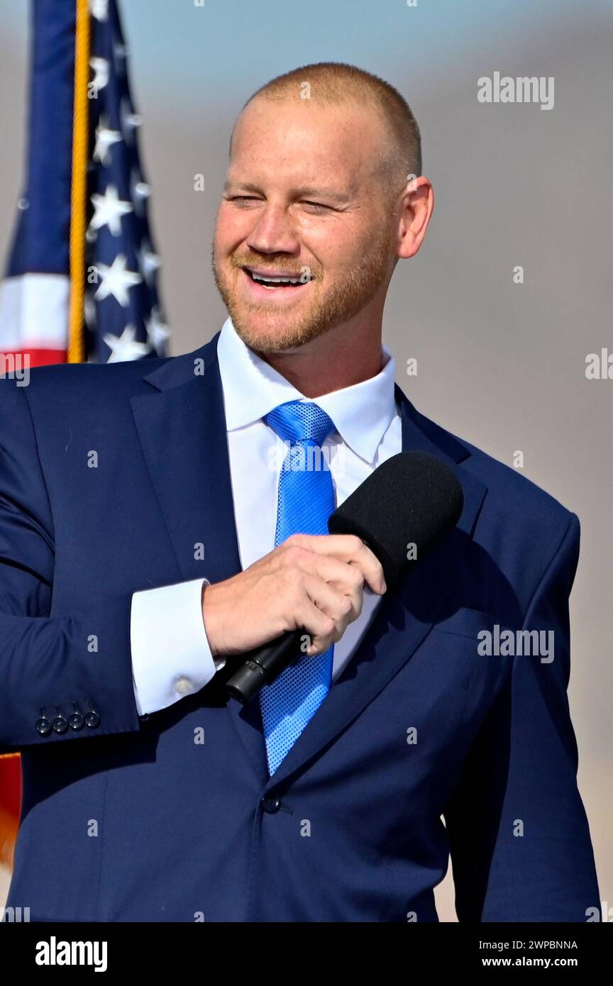Boulder City, Nevada, USA. 8th Oct, 2020. Daniel Rodimer speaks at ...
