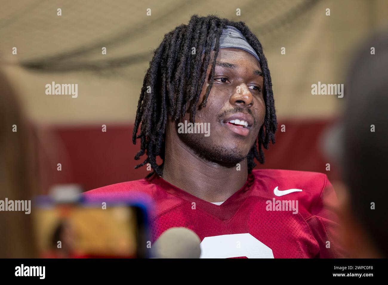 Alabama linebacker Deontae Lawson speaks to reporters after the NCAA ...