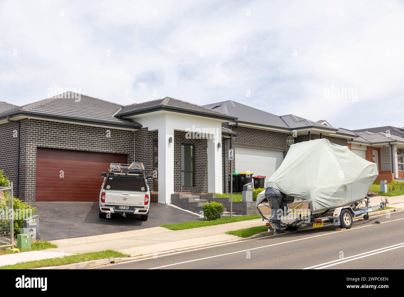 Caddens suburb in Western Sydney, new Sydney suburb with new homes and ...