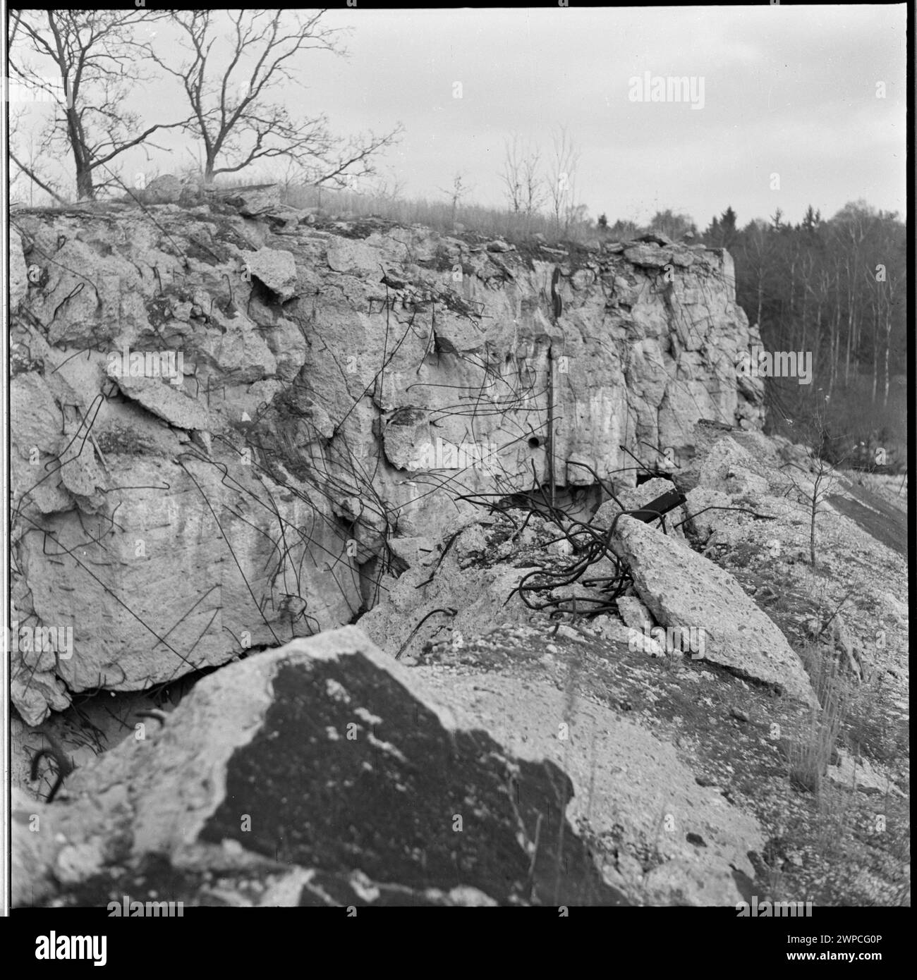 Article 49 Black and White Stock Photos & Images - Alamy