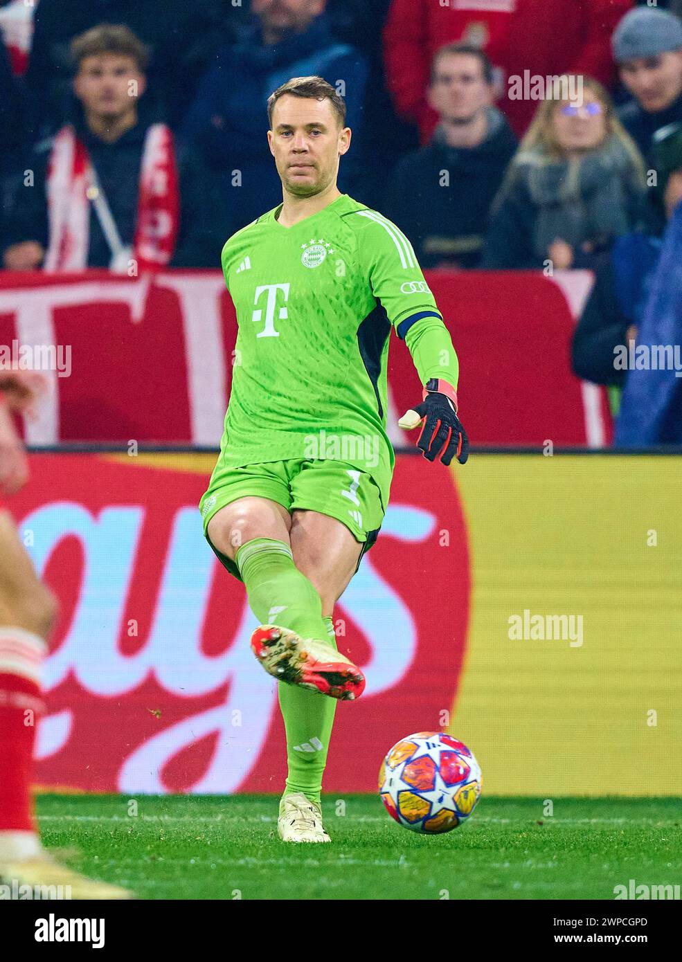 Manuel peter neuer fc bayern muenchen hi-res stock photography and ...