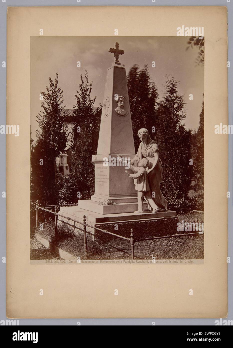 Monumento monumentale hi-res stock photography and images - Alamy