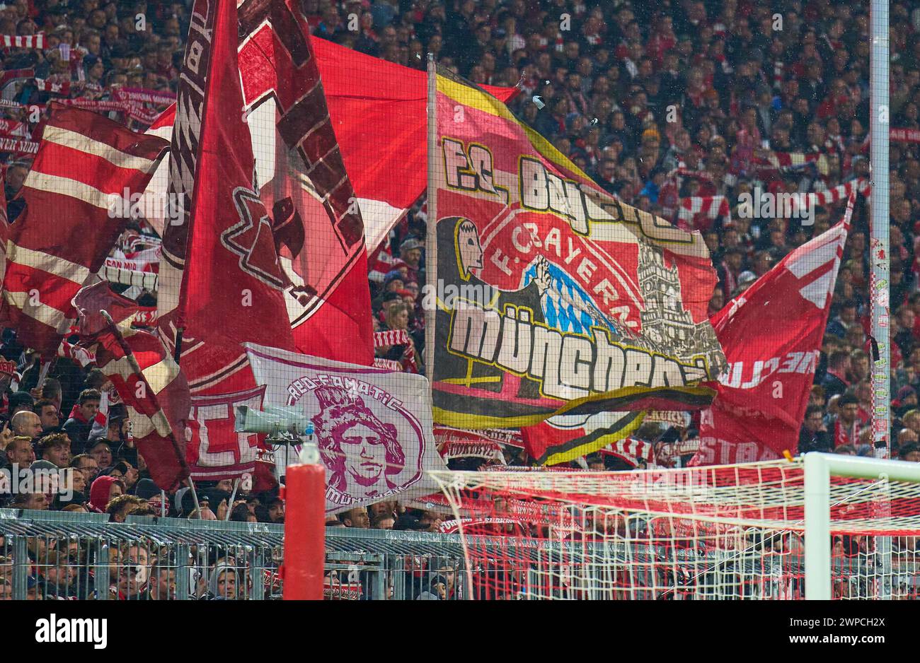 FCB fans in the round of 16 match FC BAYERN MUENCHEN - LAZIO ROM 3-0 of ...