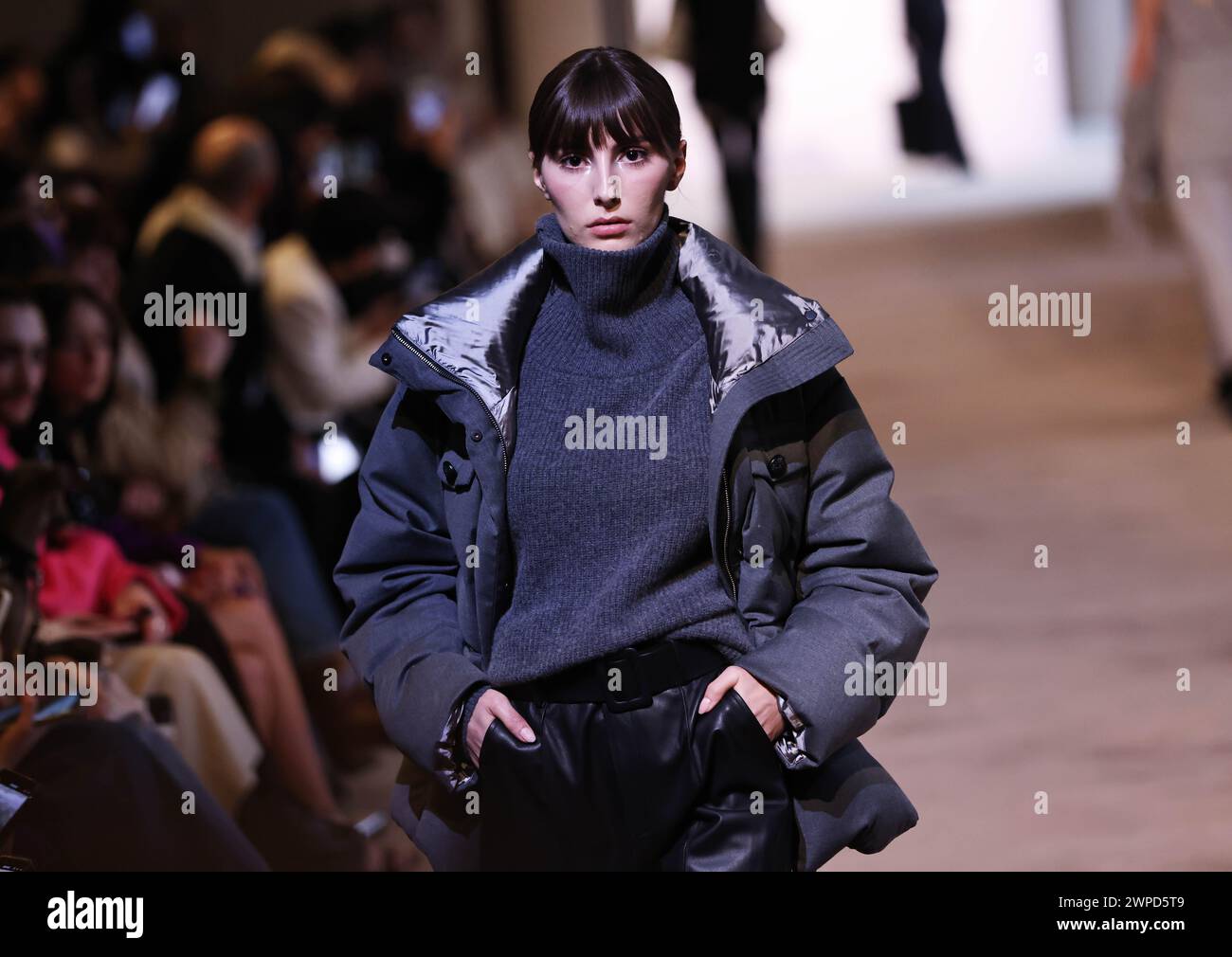 Paris, France. 6th Mar, 2024. A model presents a creation from the Fall ...