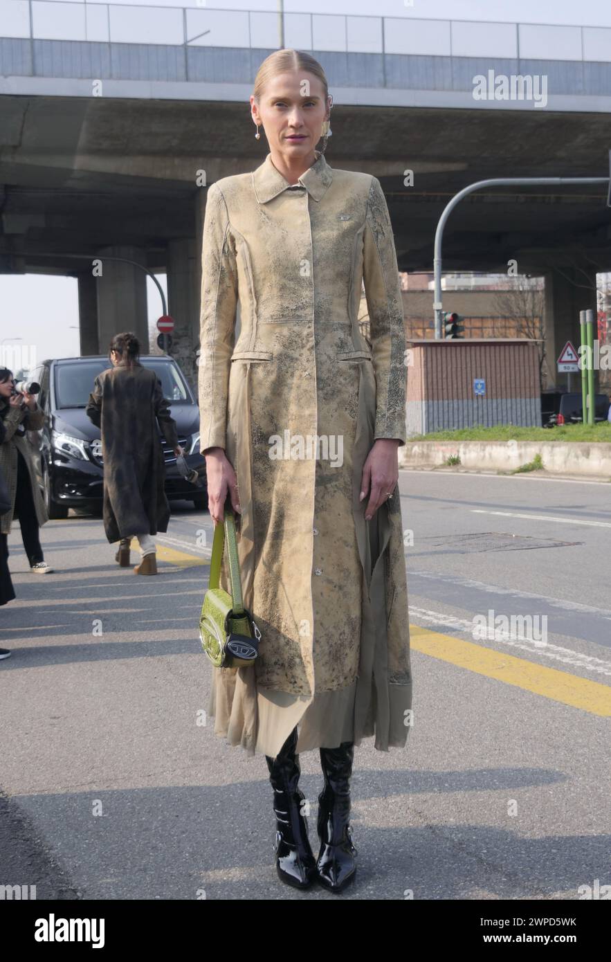 Fashion blogger street style outfit before Diesel fashion show during ...