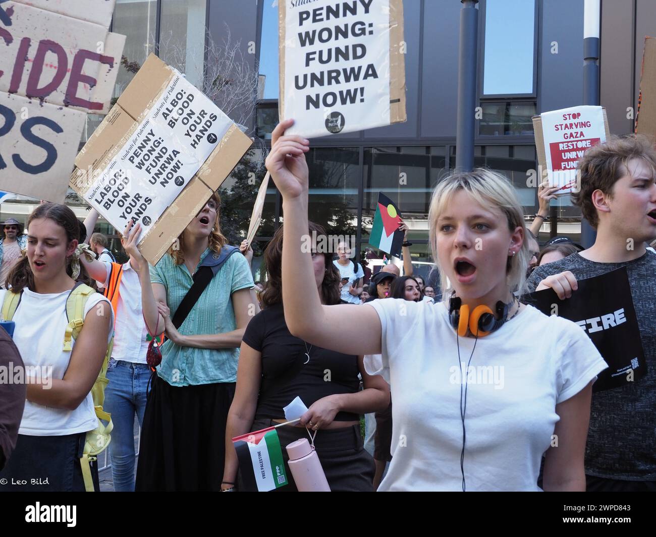 Pro palestine protests australia hi-res stock photography and images ...