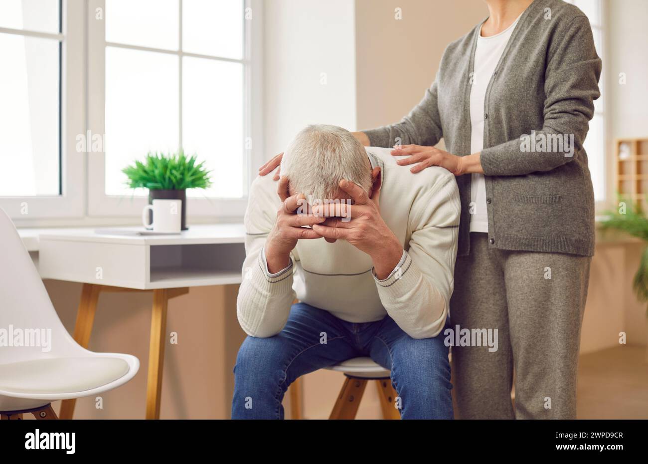 Senior couple problems, man suffering with elderly health problem ...