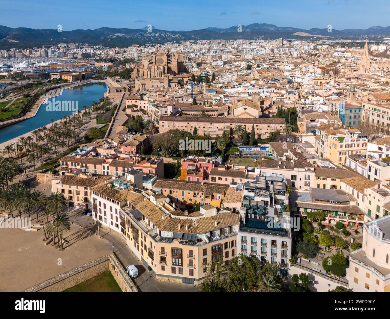 Explore cityscape palma de mallorca hi-res stock photography and images ...