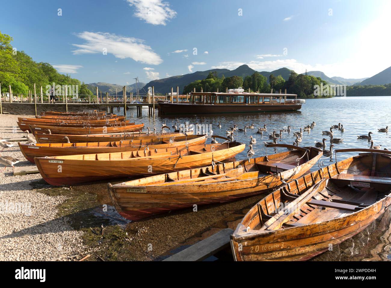 Wooden traditional rowing boats hi-res stock photography and images - Alamy