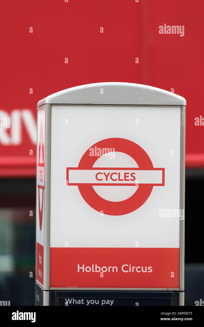 Cycles red hi-res stock photography and images - Alamy