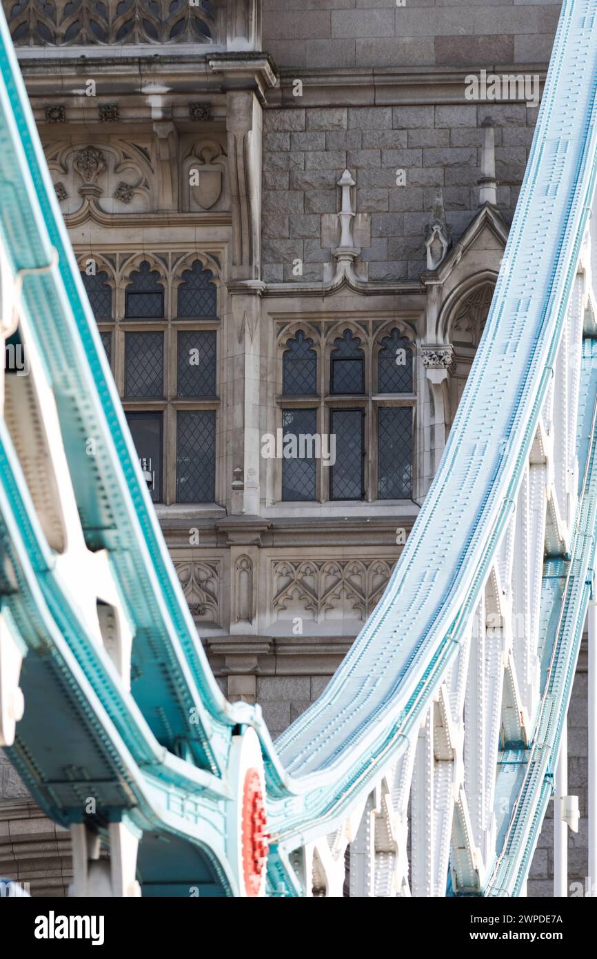 Iron structure hi-res stock photography and images - Alamy