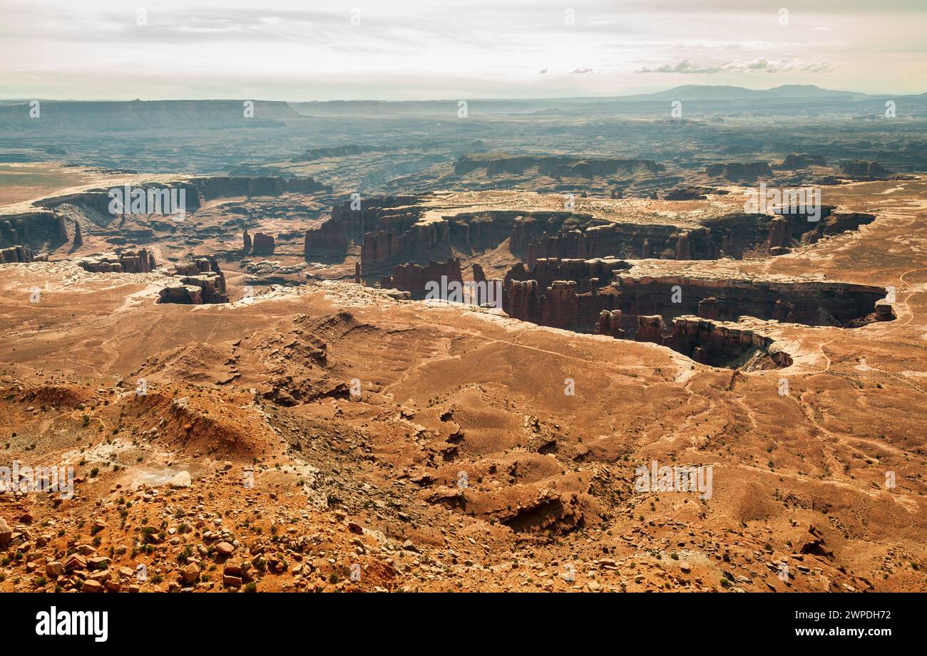 Green River Overlook, Canyonlands National Park in southeastern Utah ...