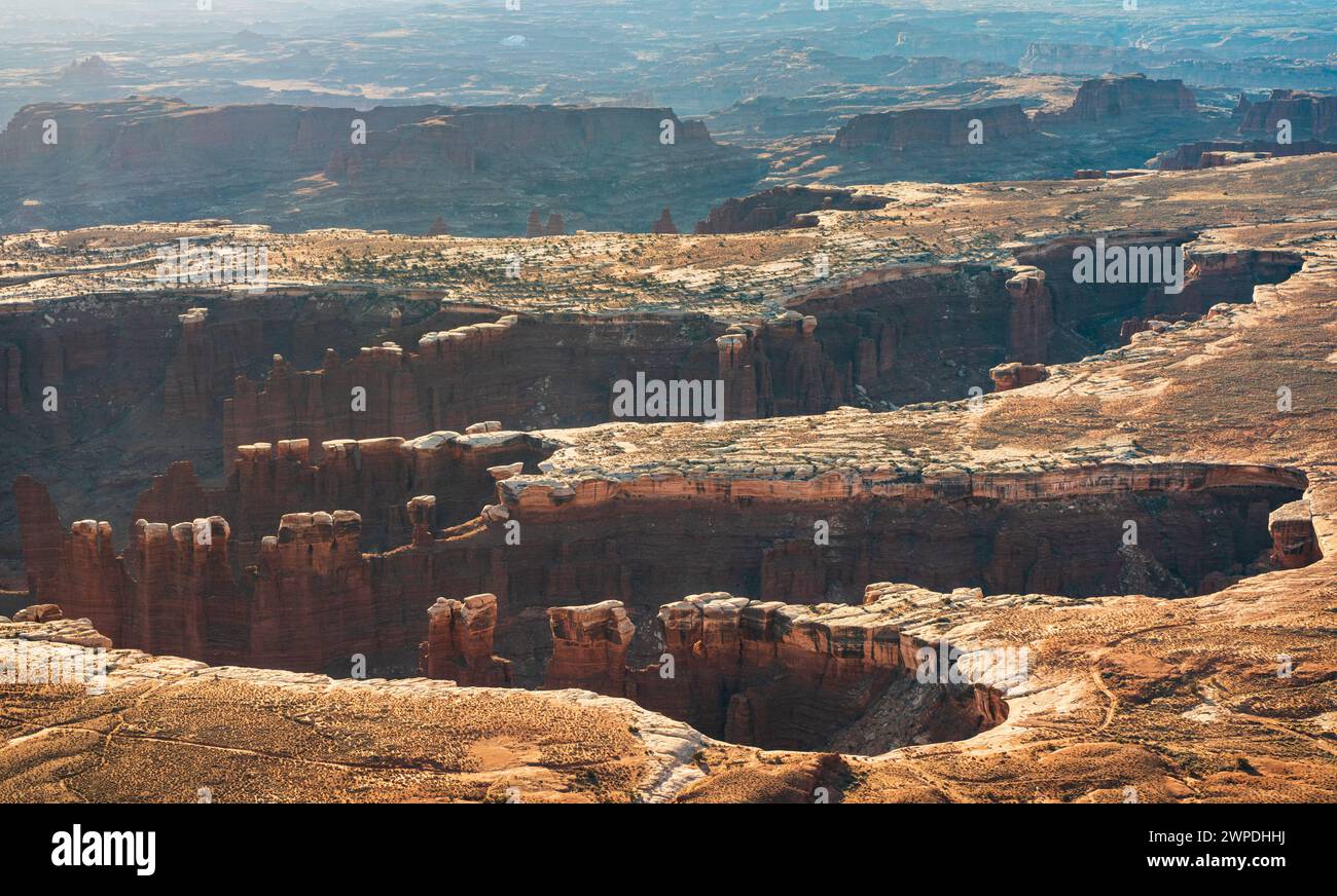 Green River Overlook, Canyonlands National Park in southeastern Utah ...