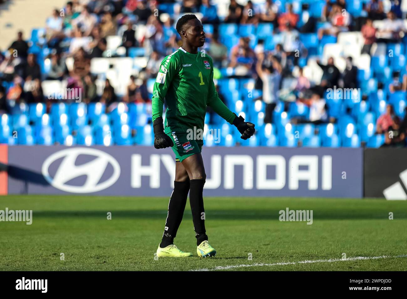 Pa ebou dampha hi-res stock photography and images - Alamy