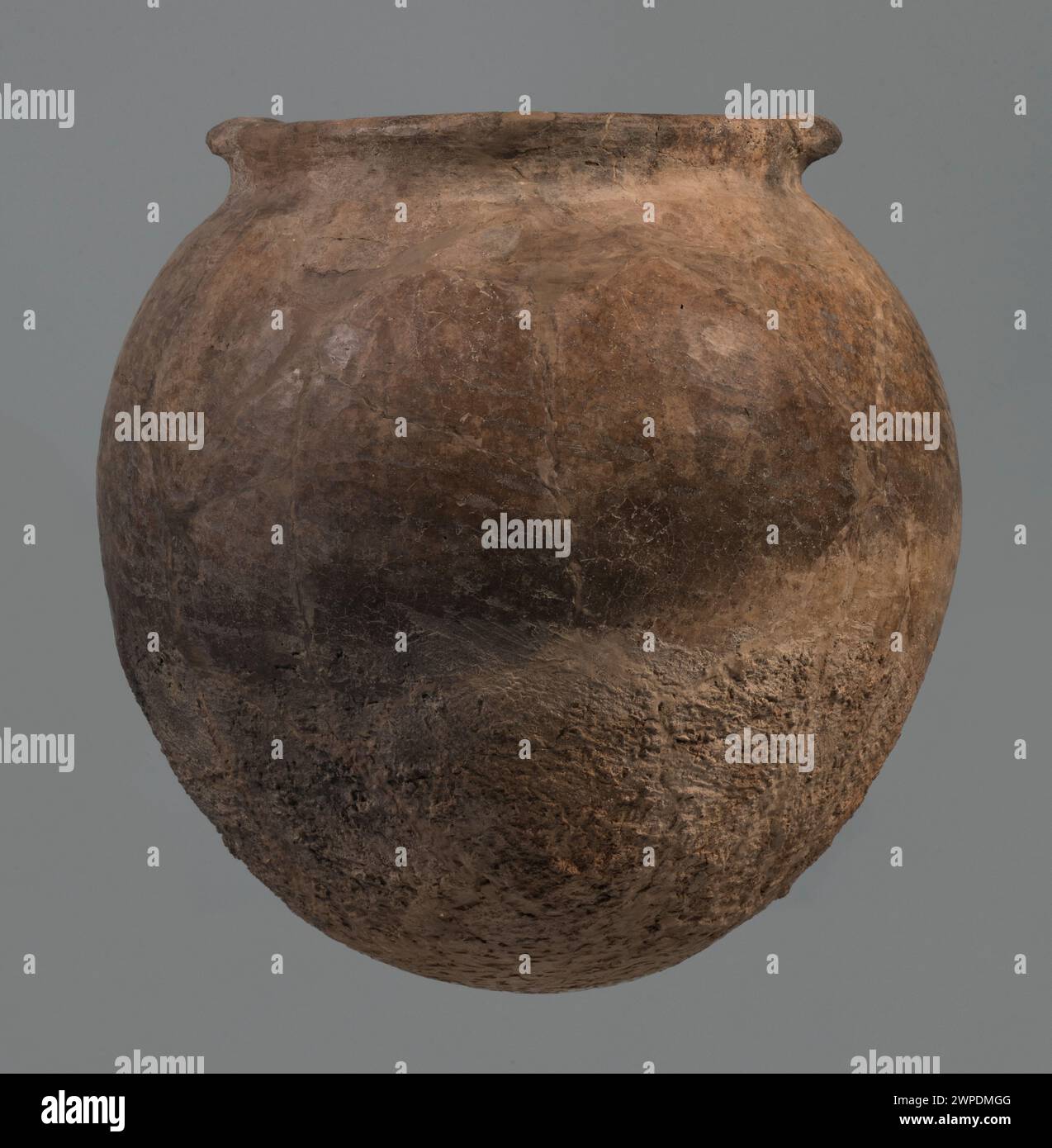 A kitchen pot from the Early D Azira III period (c. 2600–2350 BC ...