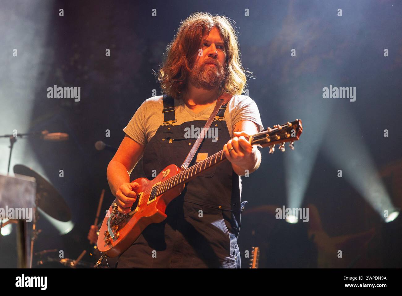 Tyler childers and the food stamps hi-res stock photography and images ...