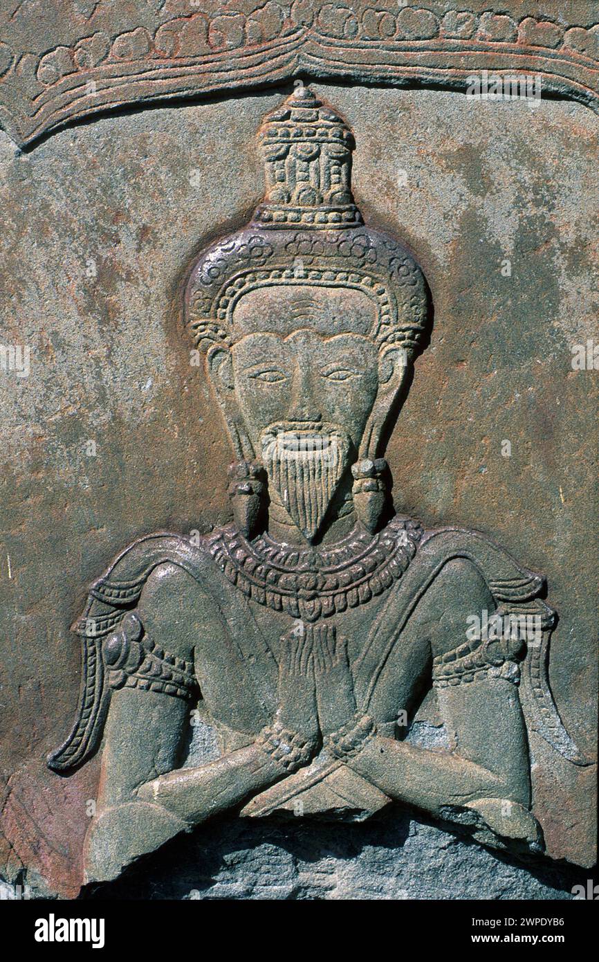 Buddhist monk bas relief angkor wat hi-res stock photography and images ...