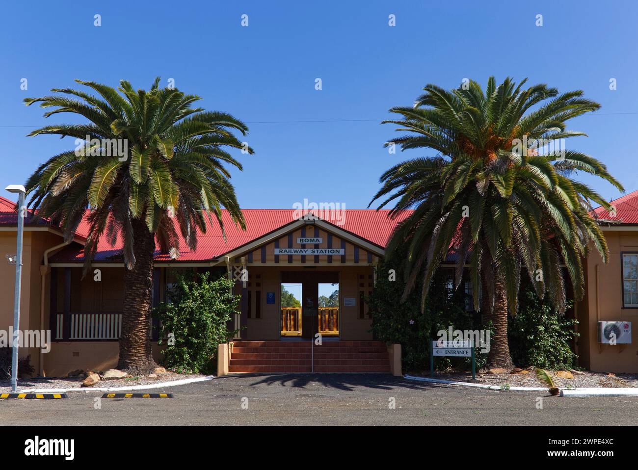 Roma Railway Station (1880) is located on the Western line in ...