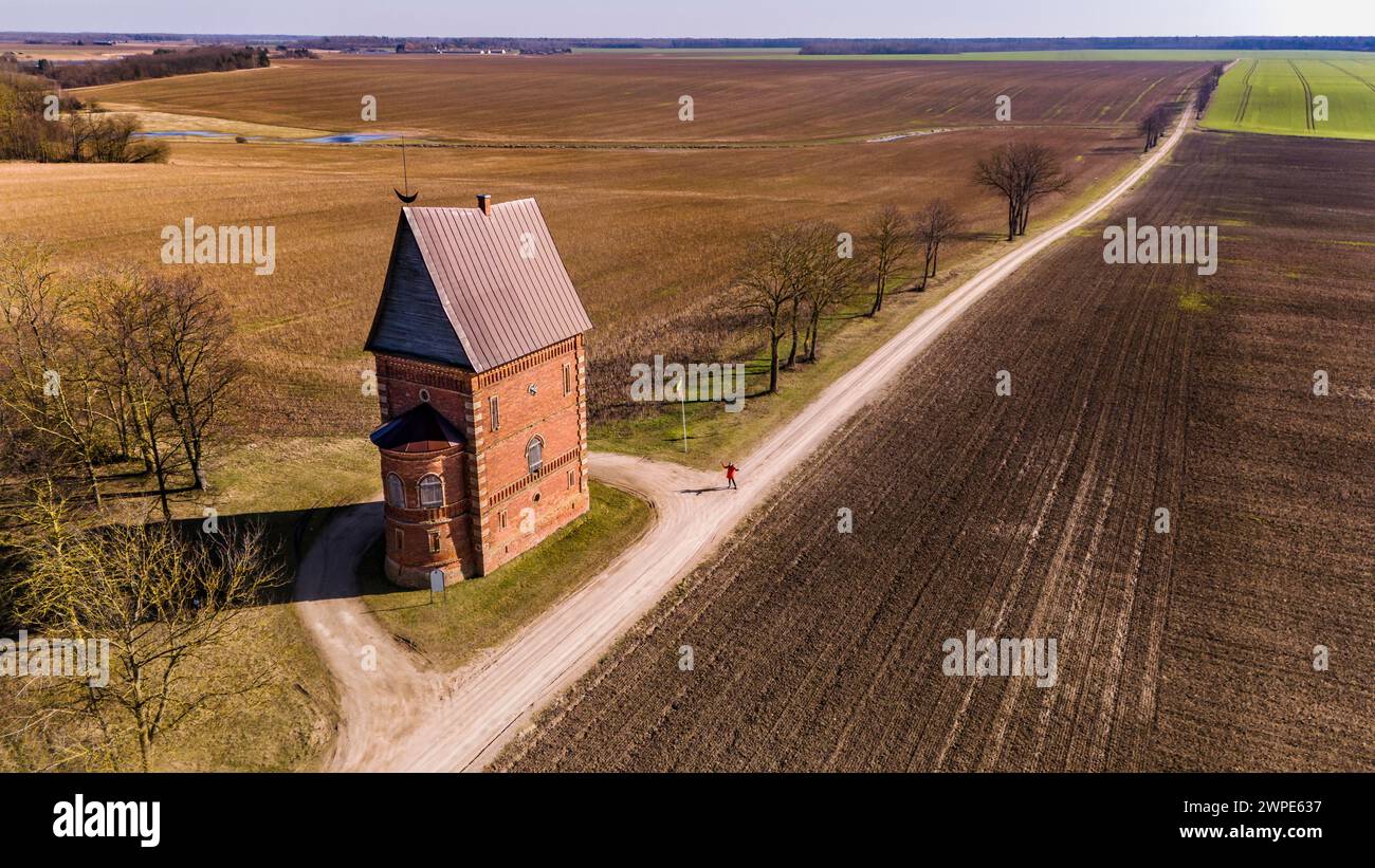 The old red brick road hi-res stock photography and images - Alamy