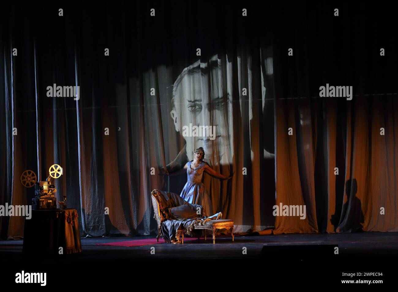 Sondra Radvanovsky als Lisa während der Fotoprobe für Pique Dame in der ...