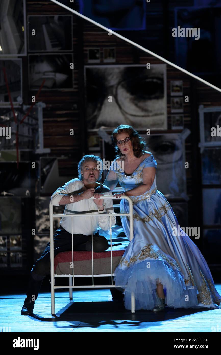 Martin Muehle als Hermann und Doris Soffel als Gräfin während der ...