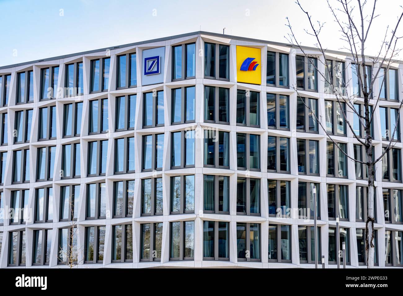 Die Postbank eine Niederlassung der Deutsche Bank AG an ihrem neuen ...
