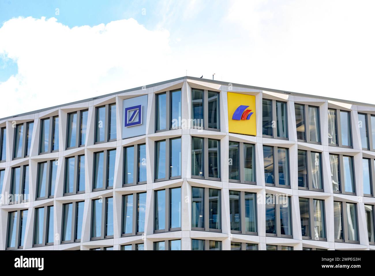 Die Postbank eine Niederlassung der Deutsche Bank AG an ihrem neuen ...