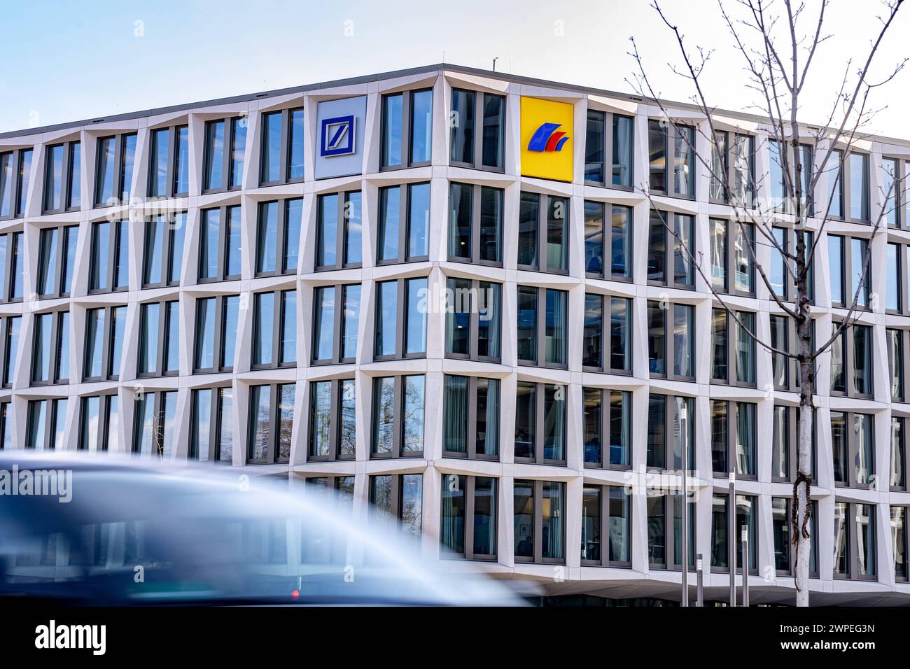 Die Postbank eine Niederlassung der Deutsche Bank AG an ihrem neuen ...