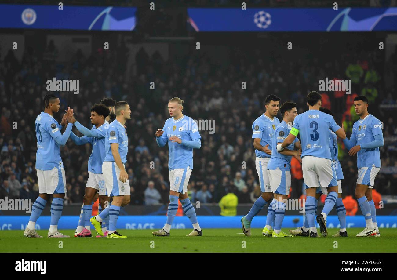 Erling haaland manchester city 2024 hi-res stock photography and images ...