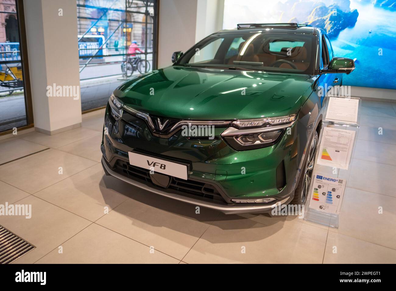 new green red Vinfast vf 8 electric crossover in Studio, advanced ...