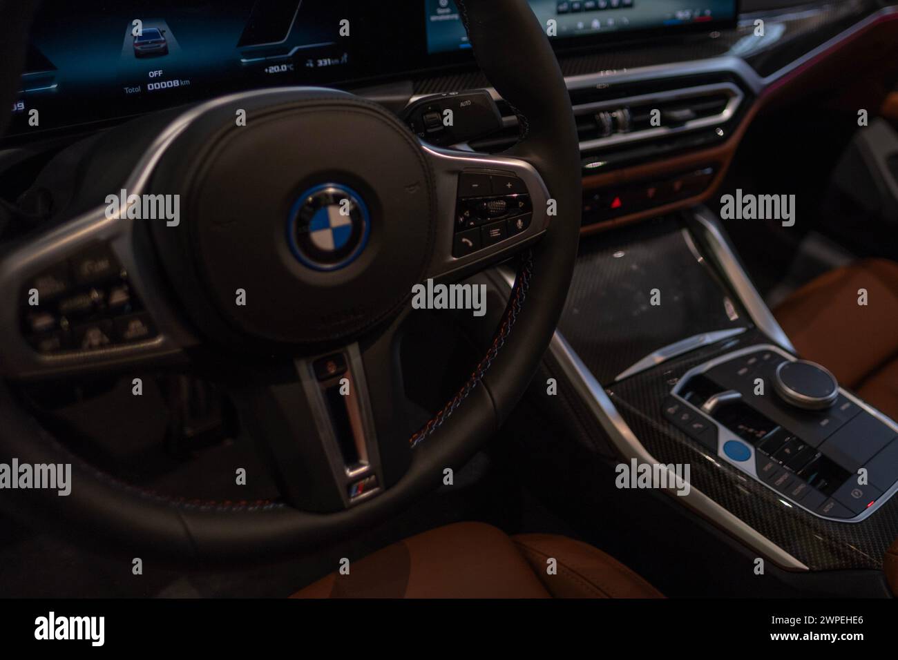 steering wheel, center console BMW i4 five-door electric liftback class ...