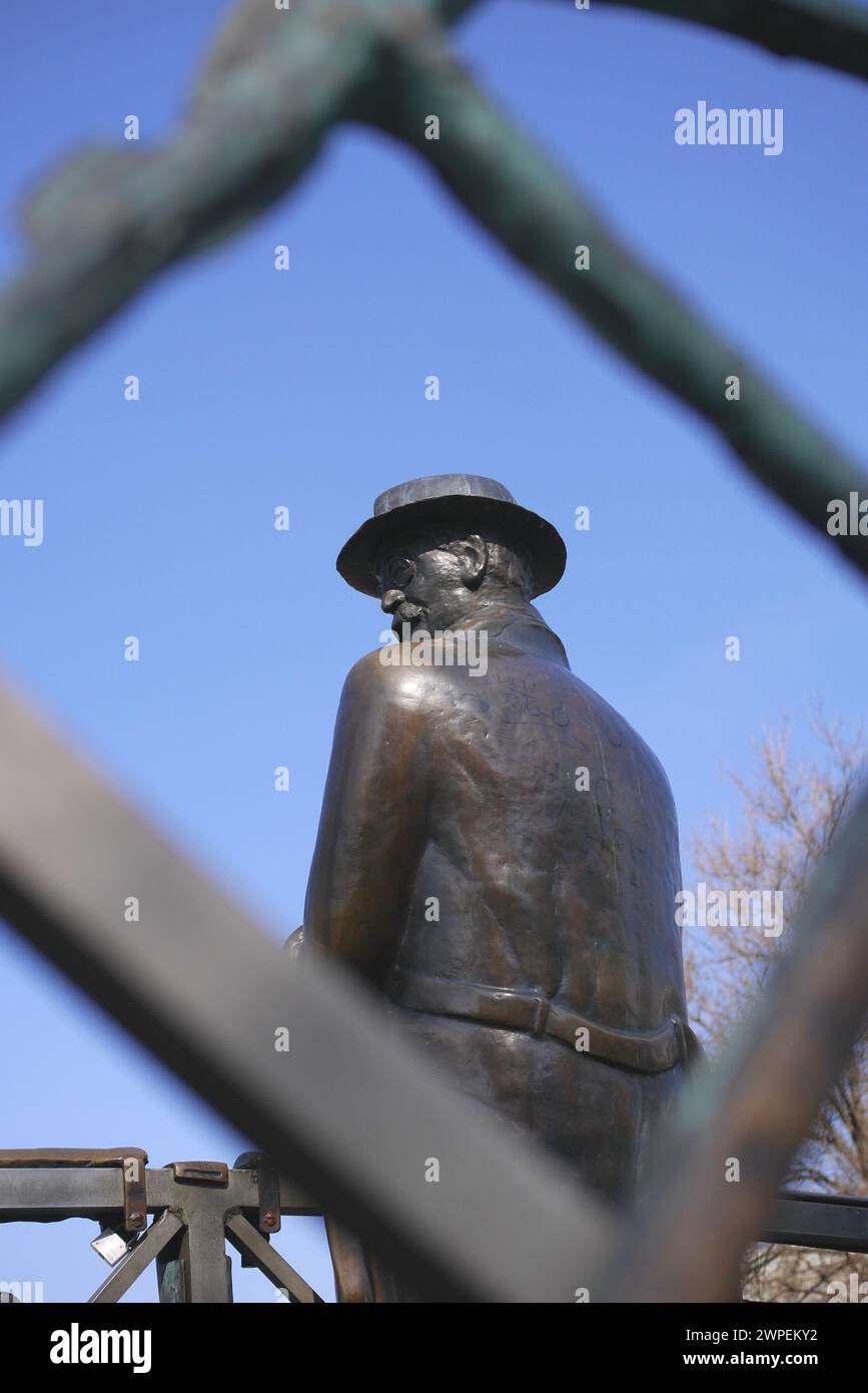 Statue of Nagy Imre, pro-reform communist prime minister of Hungary in ...