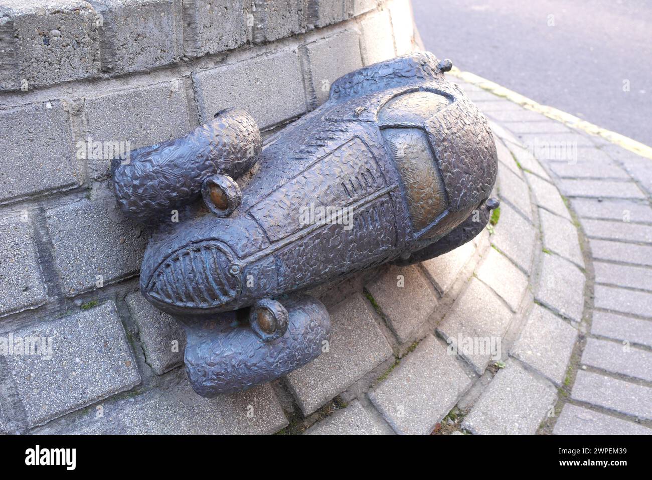 The 14-Carat Roadster, a bronze mini statue by Hungarian Ukrainian ...