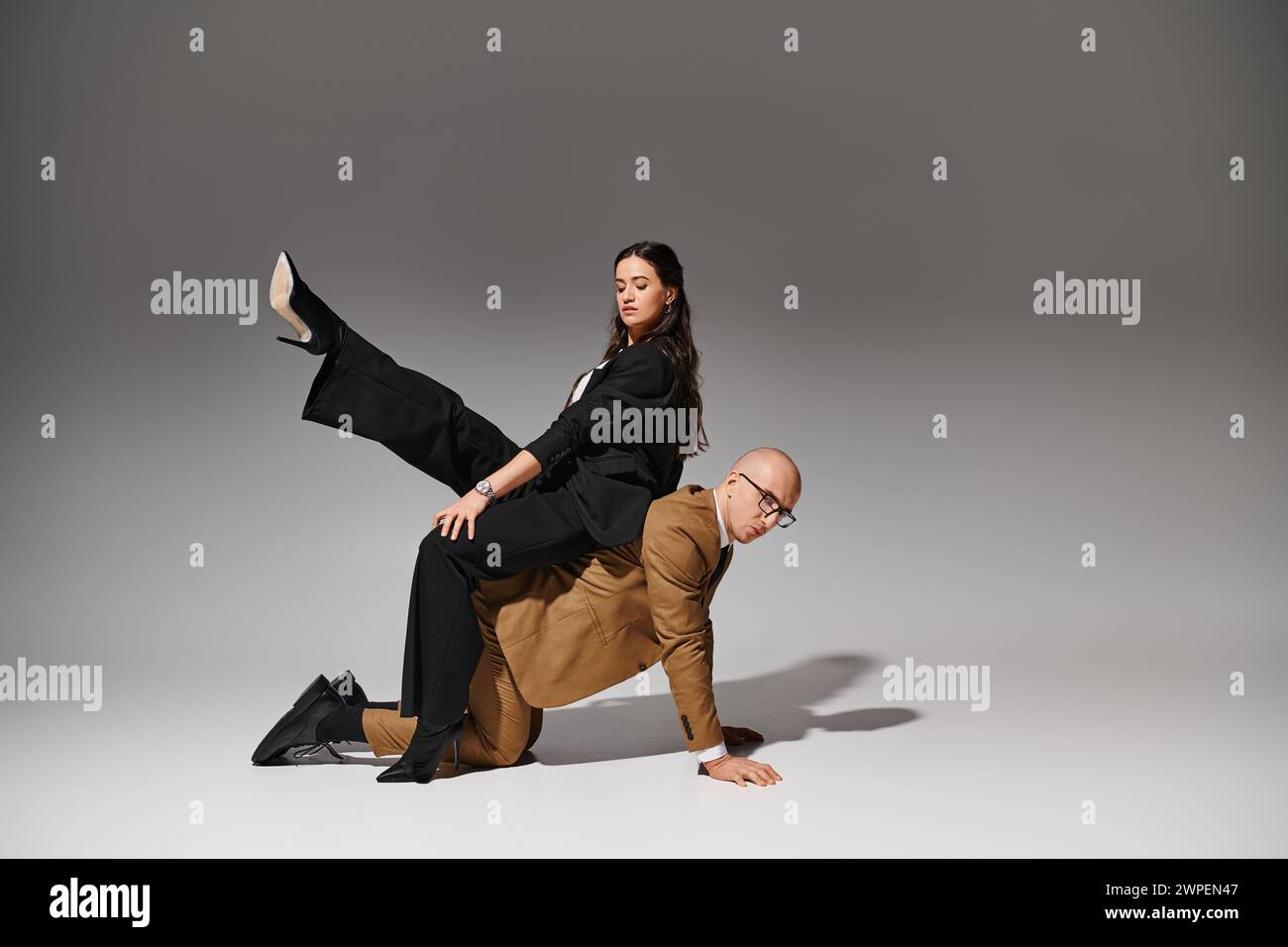 Acrobatic pose hi-res stock photography and images - Alamy