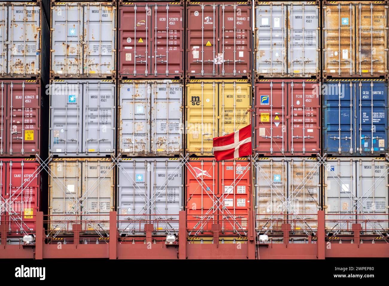 Magleby Maersk Container Frachter im EUROGATE Container Terminal ...