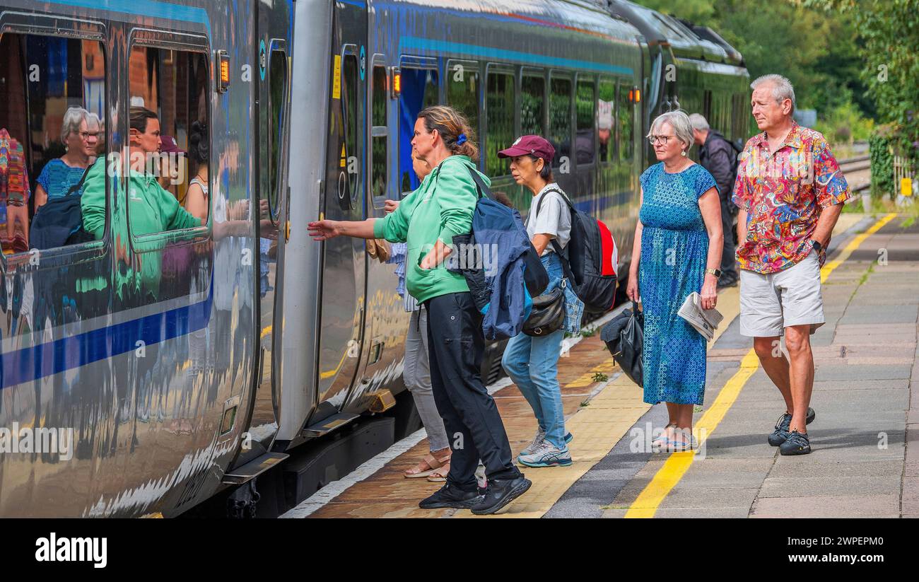 British Network Rail passenger commuter suburban station West Midlands England UK Stock Photo ...