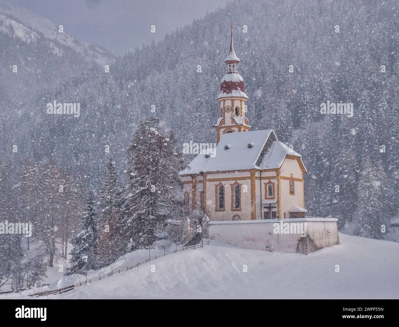 Pictorial st nicholas church hi-res stock photography and images - Alamy