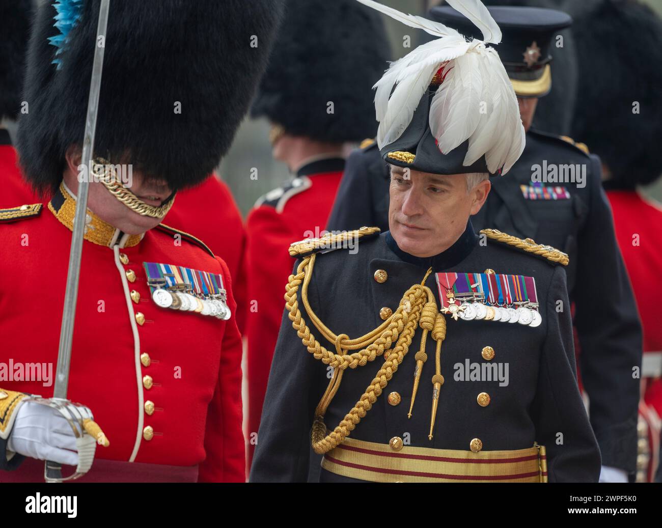 Uniformize hi-res stock photography and images - Alamy