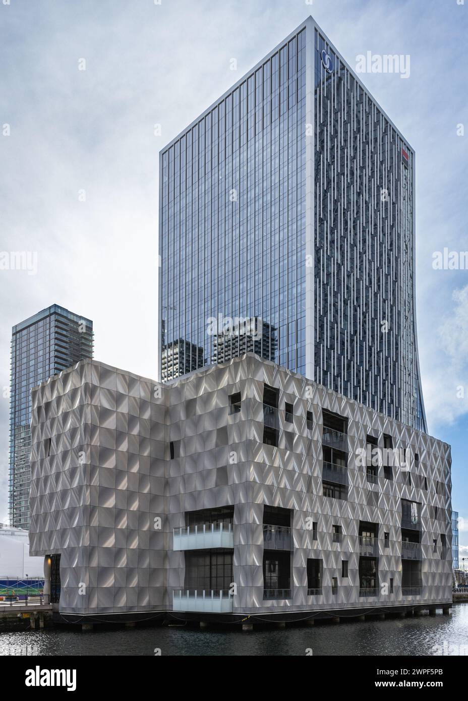 TheQuay Club building (front) at Middle Dock, Canary Wharf, London ...
