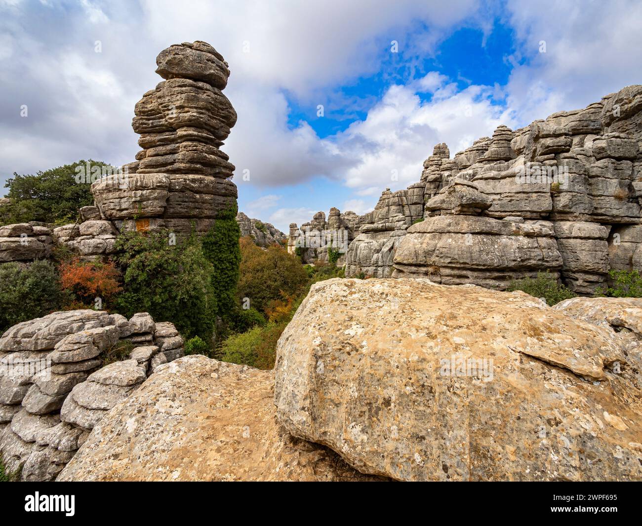 Karstic rock formation hi-res stock photography and images - Alamy