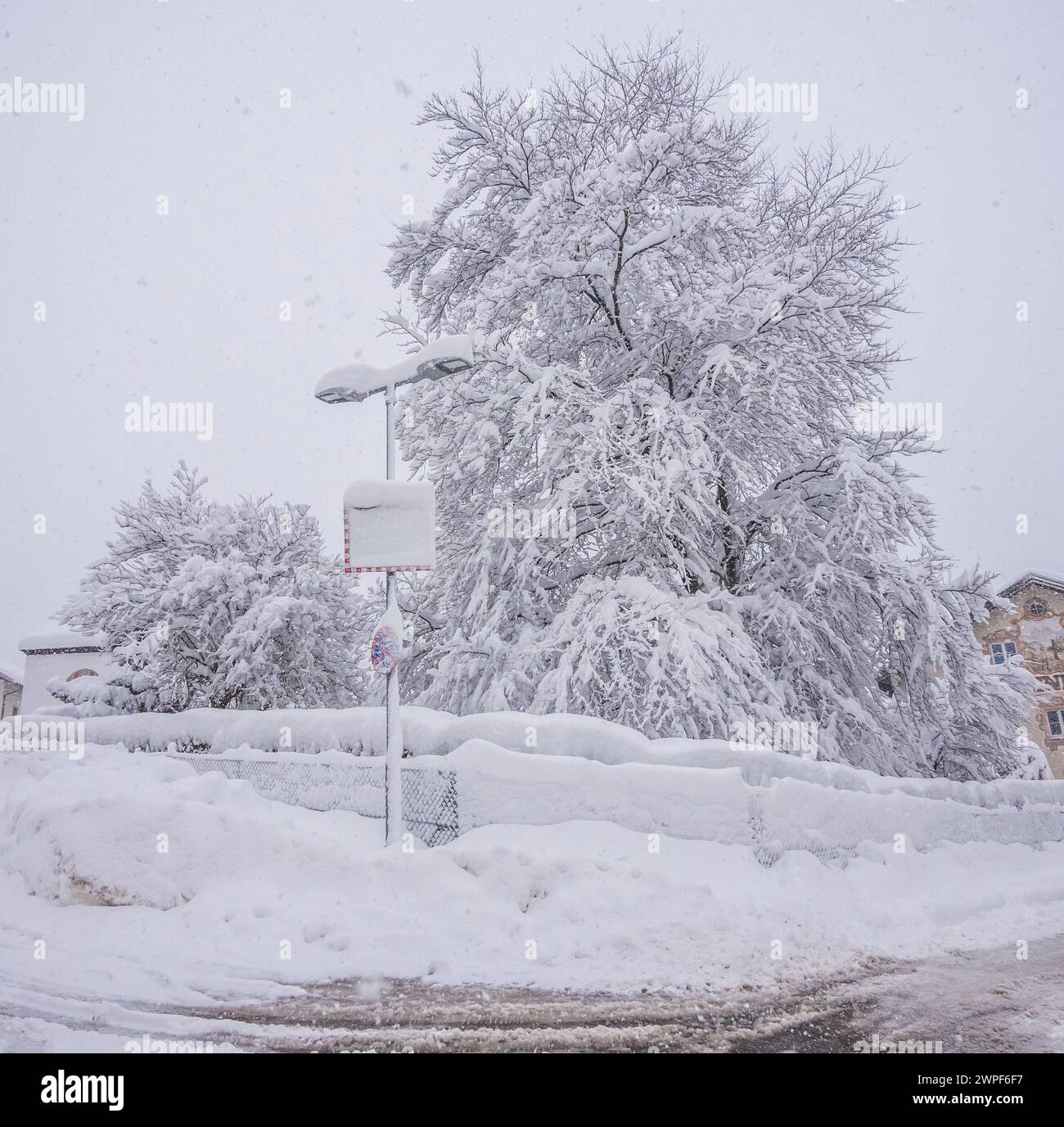 Steinach am brenner rathaus town hall hi-res stock photography and ...
