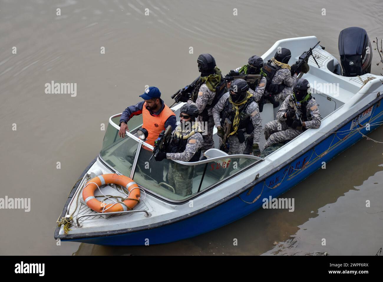 The marine commandos india hi-res stock photography and images - Alamy
