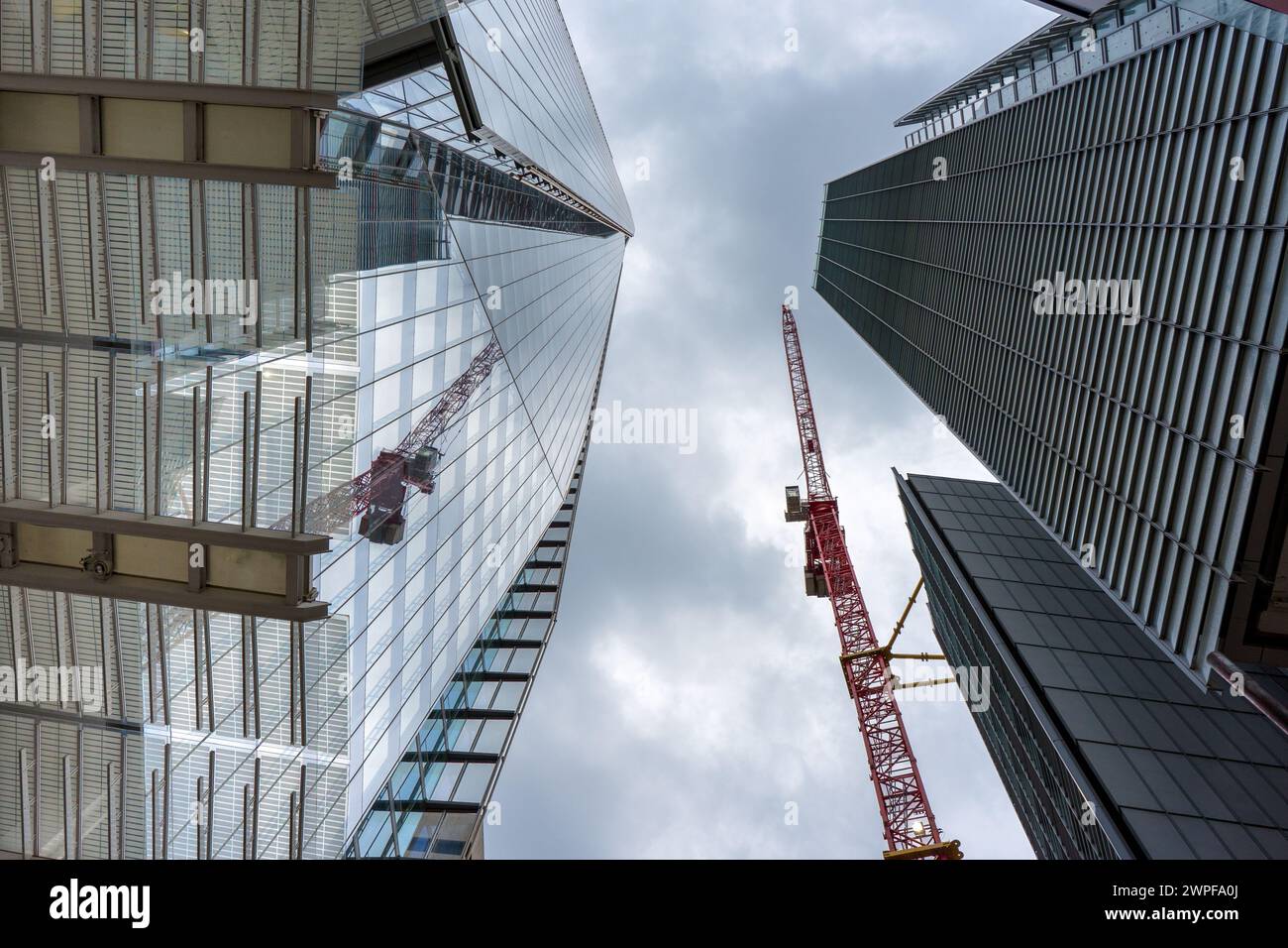 Sky riser hi-res stock photography and images - Alamy