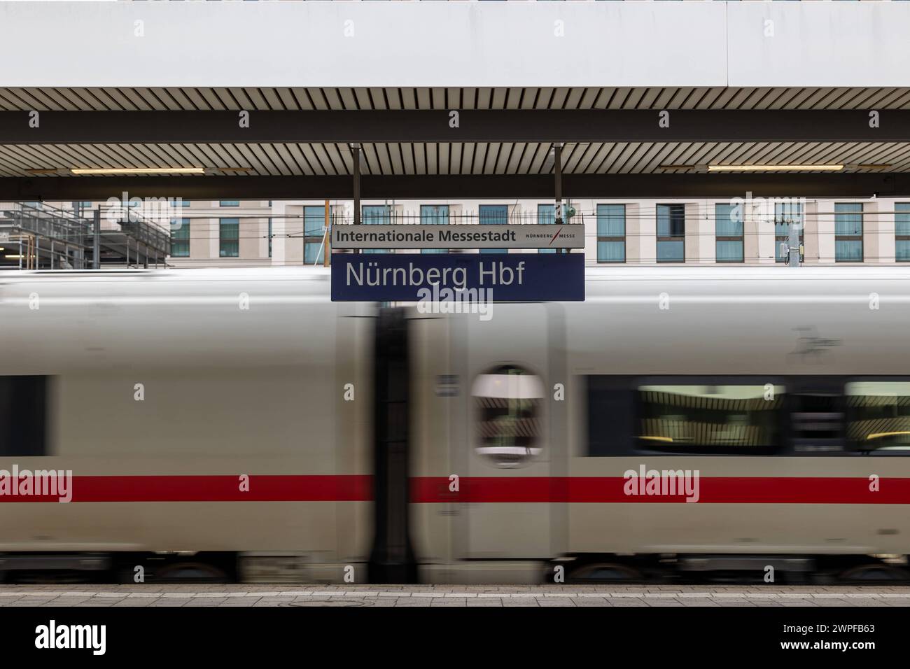 Streik der Lokführergewerkschaft GDL bei der Deutschen Bahn Zwischen ...